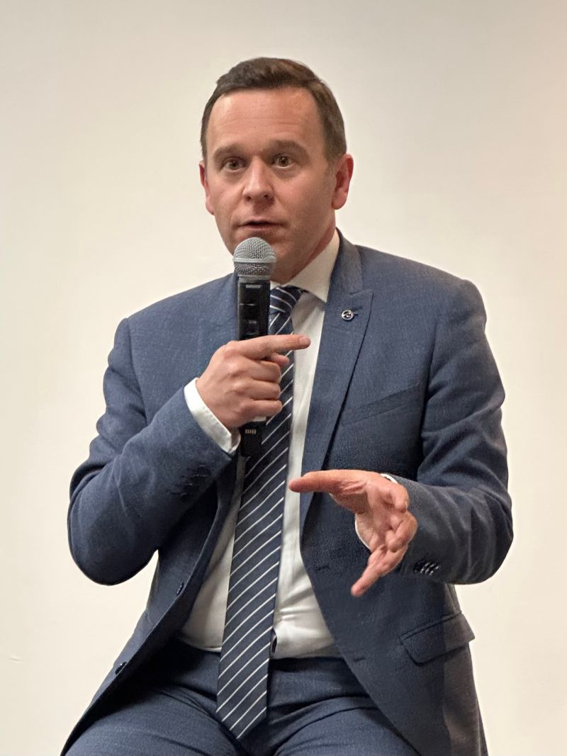 benoit PERRIER - Julie Solutions